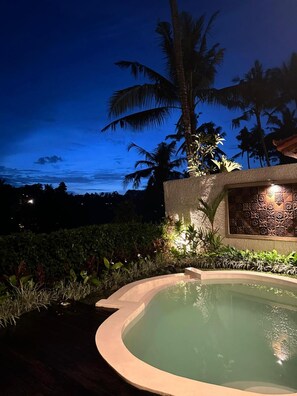 Villa, 1 quarto, piscina privativa | Secretária, Wi-fi grátis, roupa de cama fornecida 