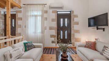 Casa, 1 quarto, terraço, vista para a montanha | Sala