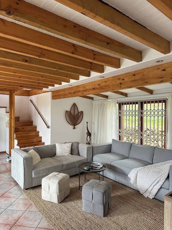 Sunset Cove - Cozy Vacation Home With Sea View - Grabouw