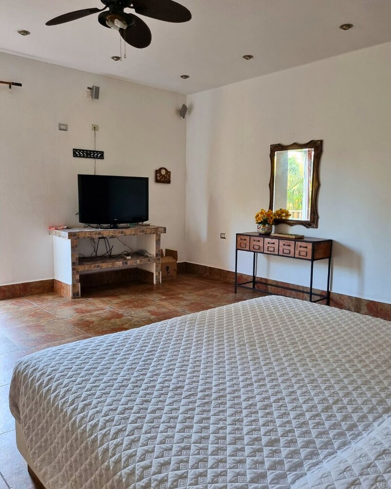 Spacious 8-bedroom, 22-guests chalet in tranquil Puerto San José with ...