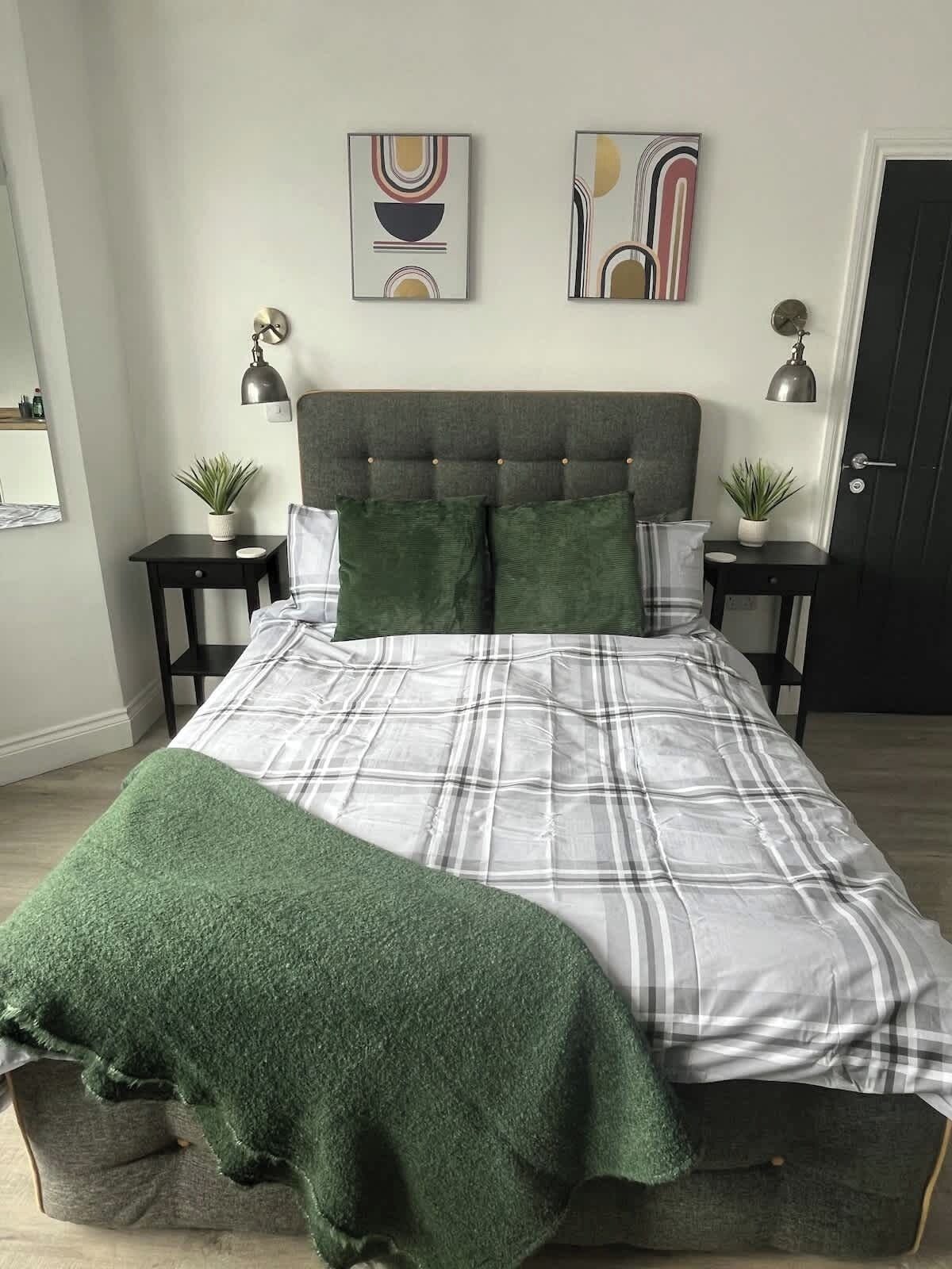 1st Floor 1 Bed Studio - Weston-super-Mare