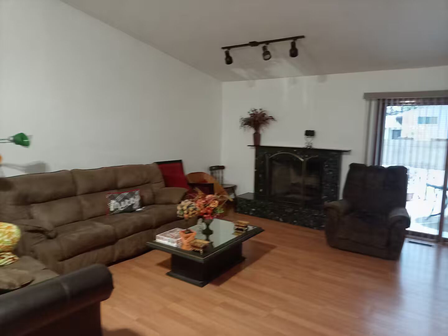 Tremendous 3-bedroom House With Ac In Welcoming Westland - Westland, MI