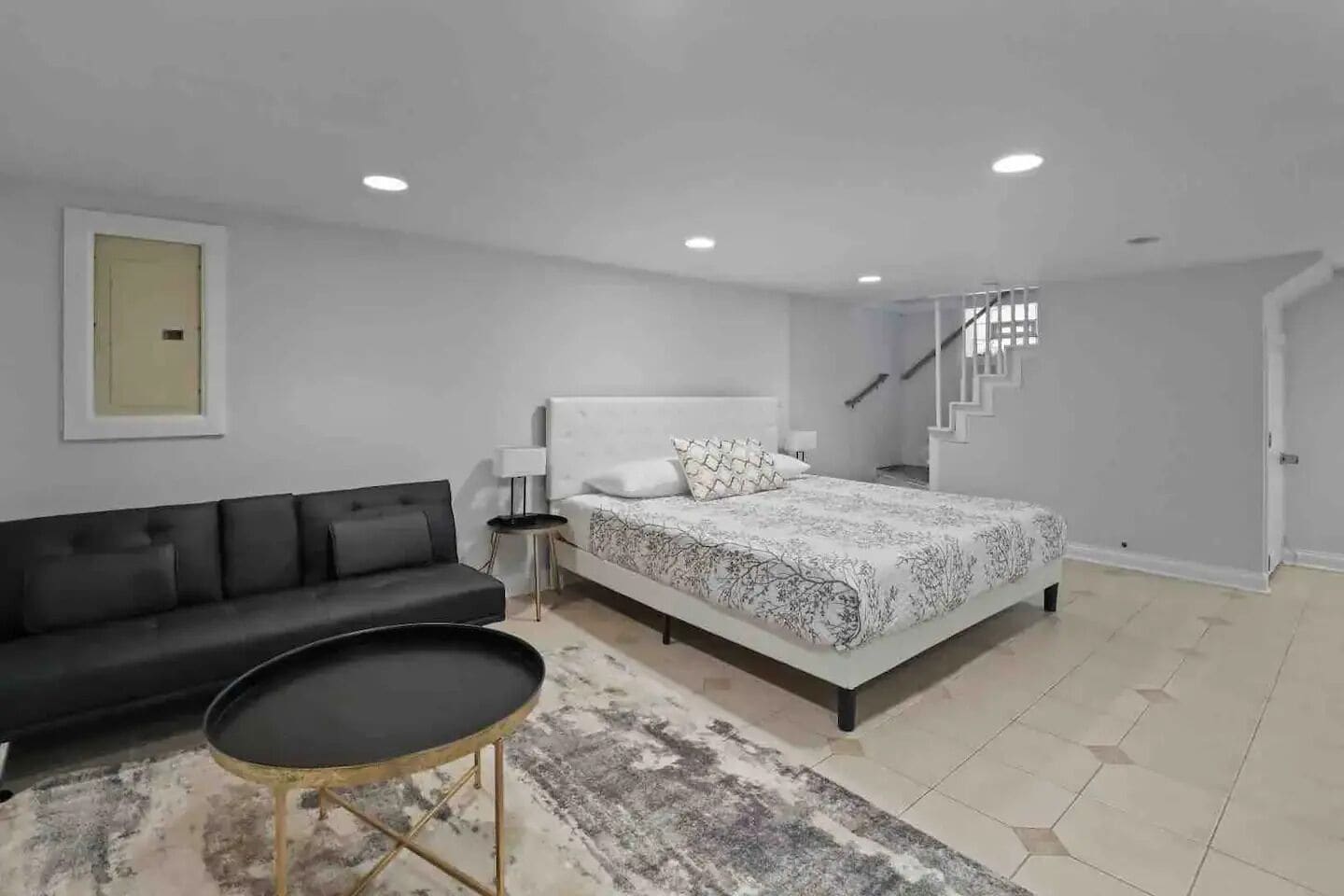 Spacious Des Plaines Home - Near Airport, Casino & Arena - Prospect Heights, IL