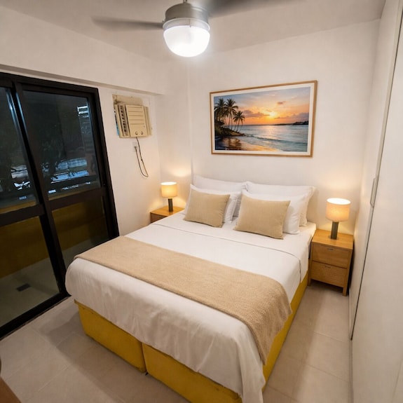 2-suite Apartment In A Beachfront Condominium In Recreio - Rio de Janeiro