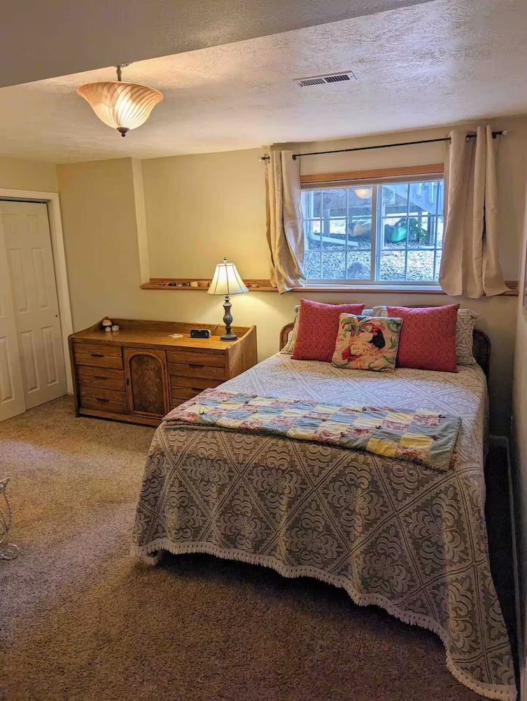 Serene Farm Stay Guest Suite Reviews, Deals & Photos 2026 - Vrbo