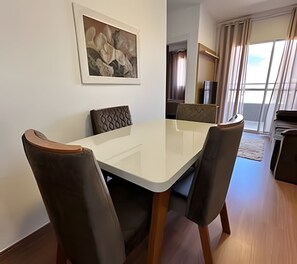 Apartamento Básico | Restaurantes