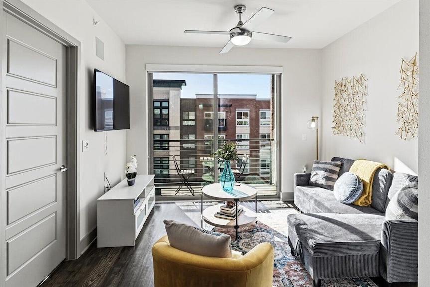 Luxury Chic Retreat - Toyota Stadium Frisco