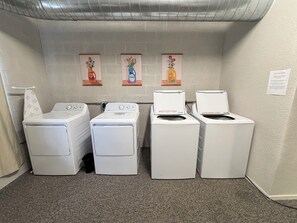 Whiskey Xray - Private Room in Mineral Wells Reviews, Deals & Photos ...