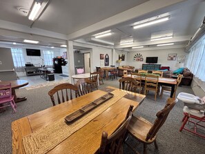 Whiskey Xray - Private Room in Mineral Wells Reviews, Deals & Photos ...