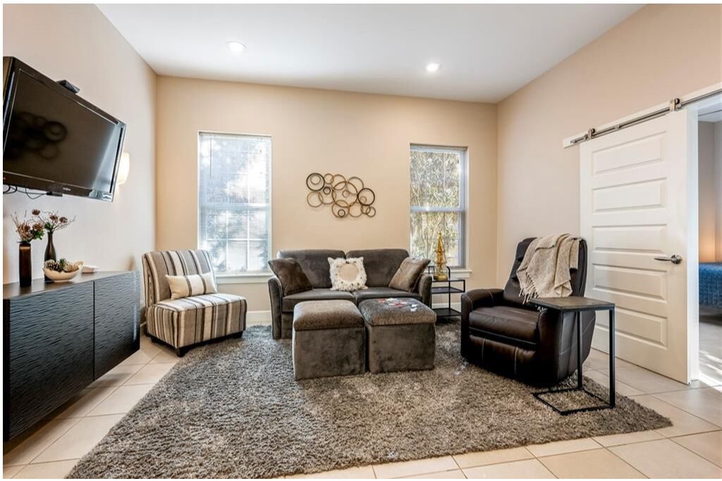 Modern Downtown Bentonville Condo - Walk To It All! - 벤턴빌