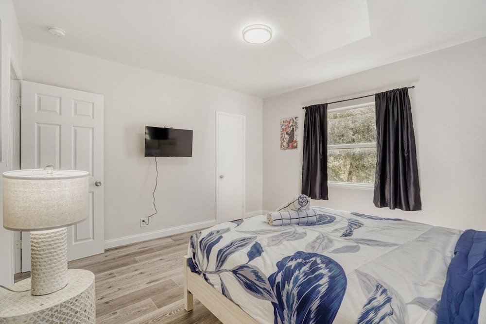 Lauderdale Breeze Villas - Fort Lauderdale