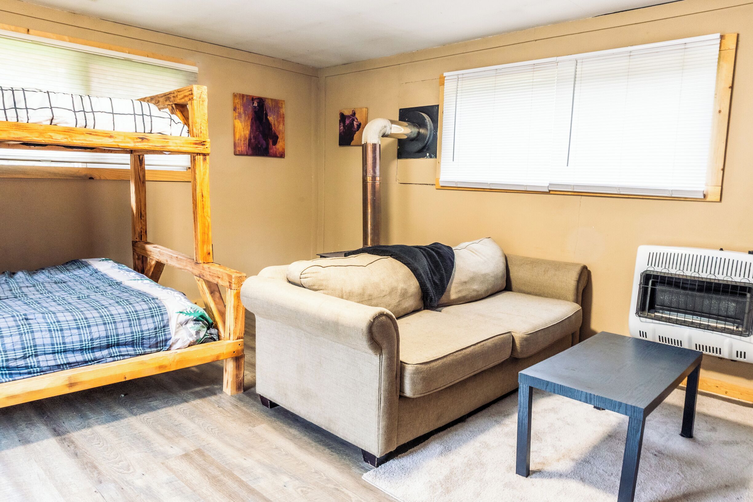 Tranquil Dry Cabin In Lovely Hope Perfect For Relaxing Getaway - Hope, AK