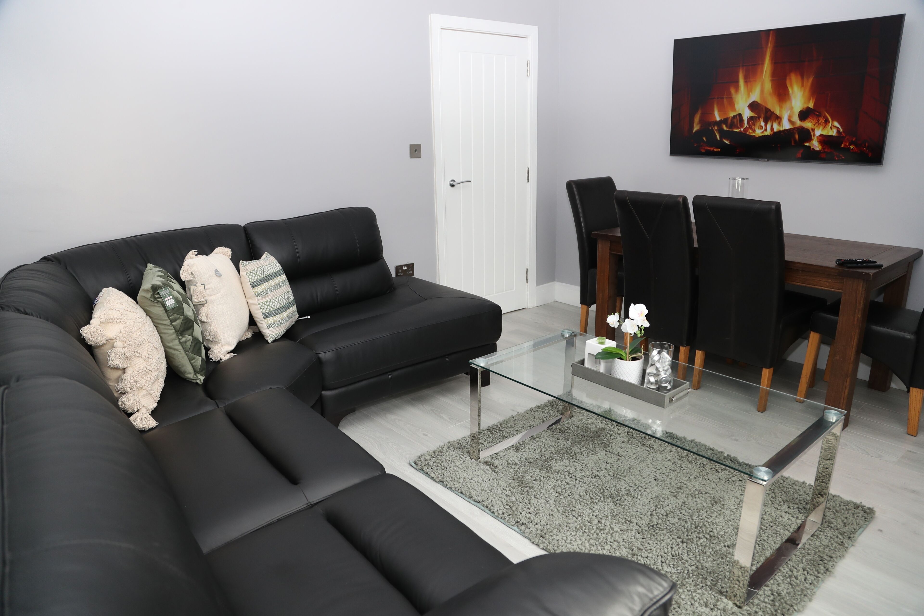 Homely One Bedroom Apartment In Birmingham - Solihull