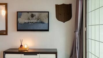 Quarto básico, 1 quarto (303(Sea View/Bed/Pet-friendly)) | 1 quarto, Wi-Fi de cortesia