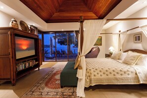 Villa de Luxo, piscina privativa, vista para o mar | Cofre no quarto, cortinas/cortinados opacos, Wi-fi grátis 