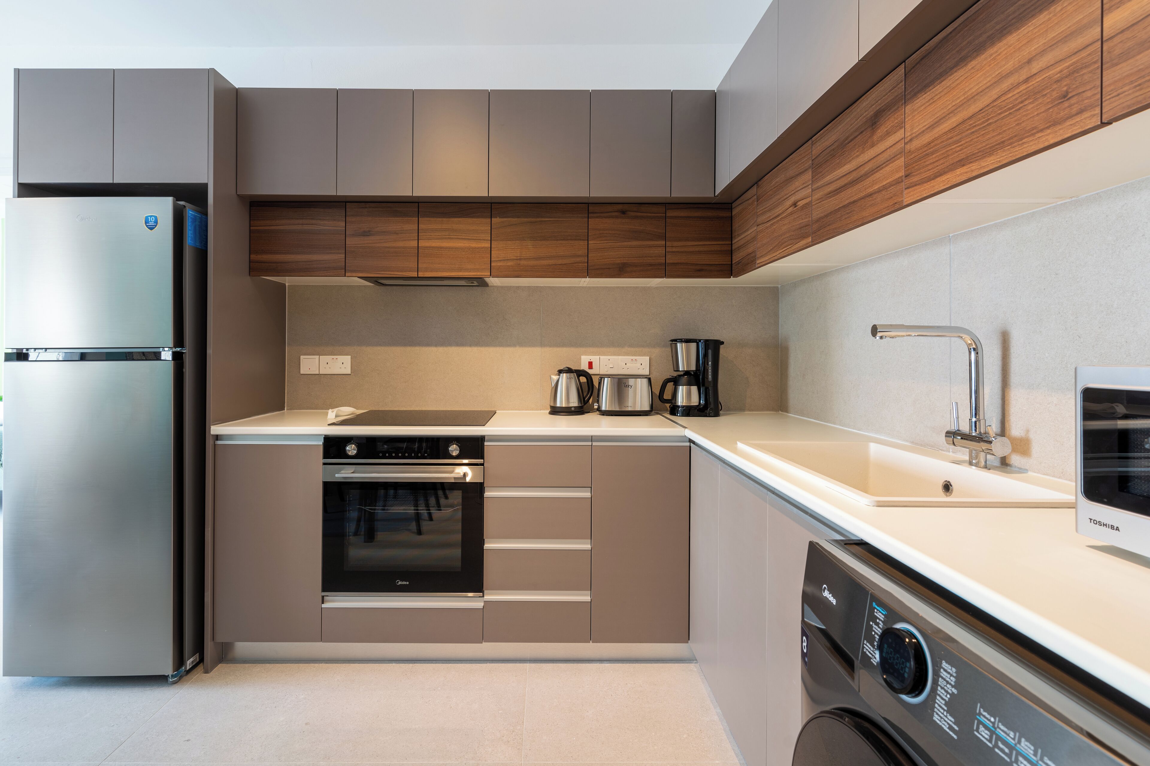 Apartamento conforto, 2 quartos, cozinha, vista para a cidade | Cozinha privada | Geladeira grande, micro-ondas, fogão, cooktop