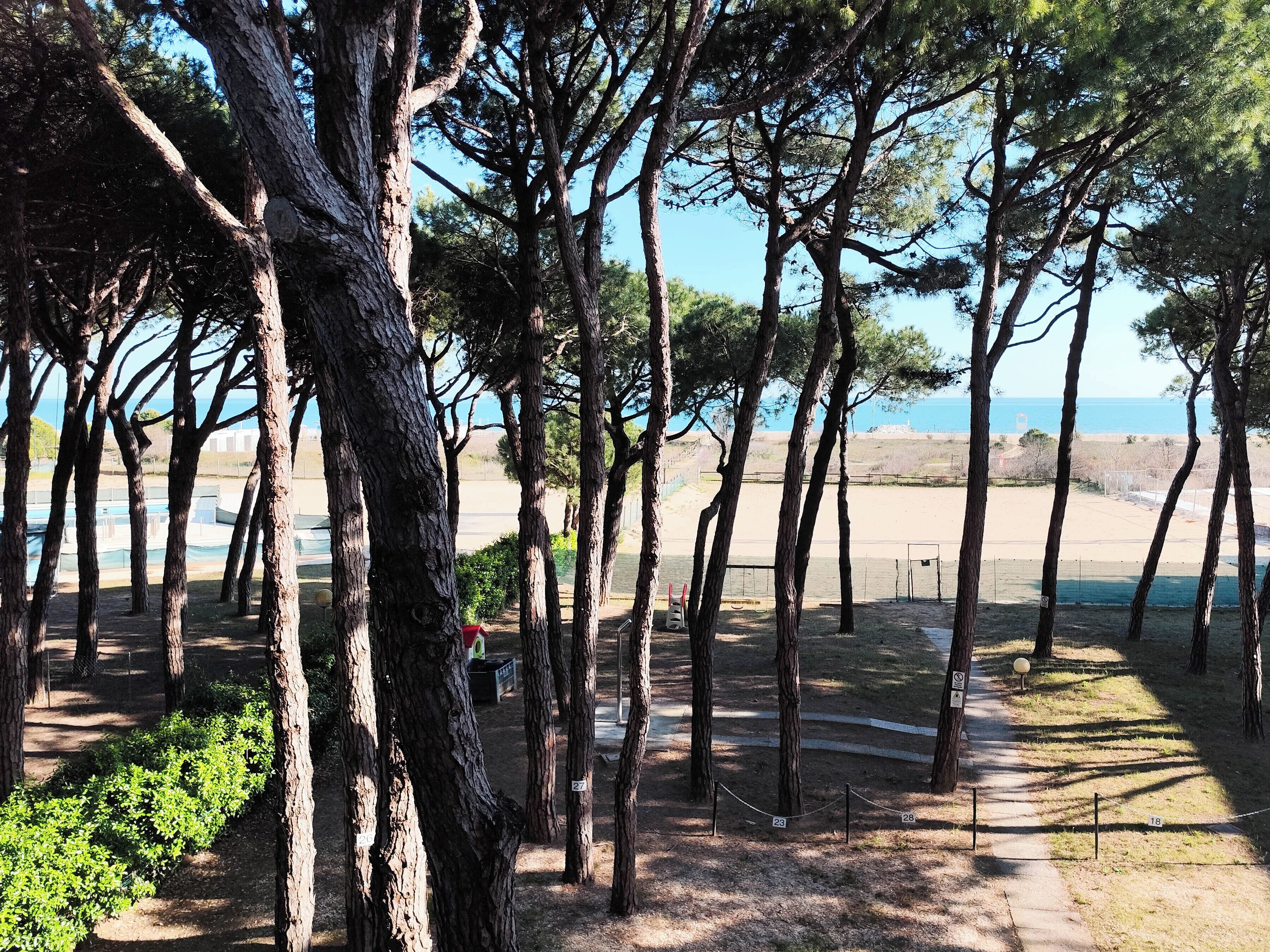 Apartamento, 2 quartos, varanda, Vista para a cidade | Jardim