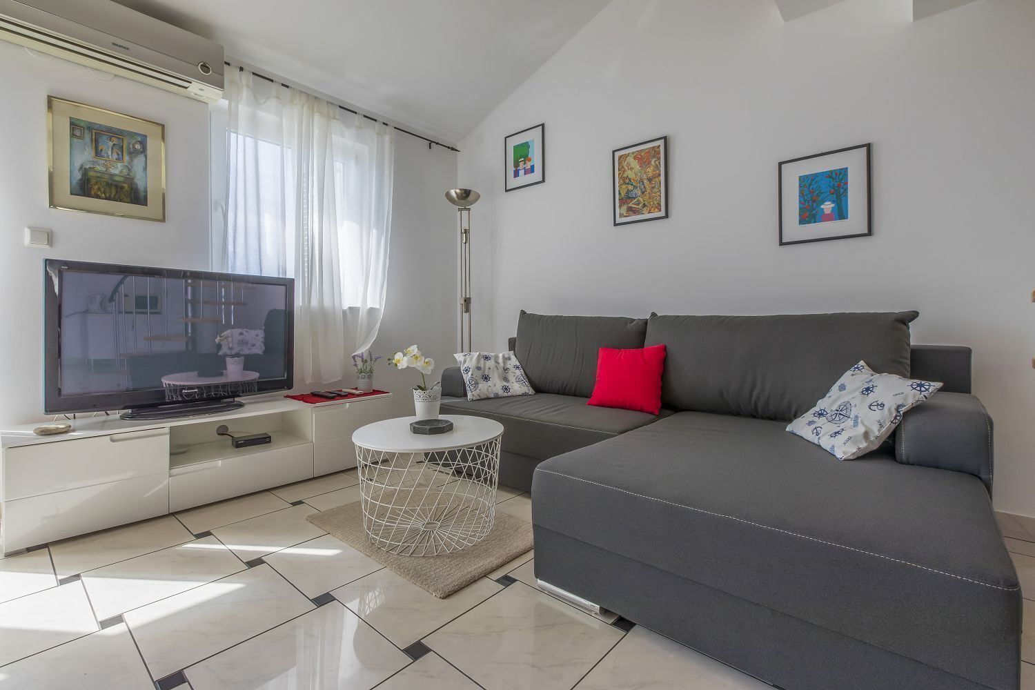 Appartement Lumineux à Seulement 400 Mètres De La Plage Avec Une Vue Imprenable Sur La Mer Et Deux Vélos - Crikvenica