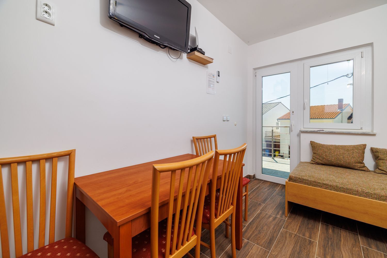 Idyllisches Studio-apartment Mit Meerblick, Privatparkplatz, Klima, Wifi - Crikvenica