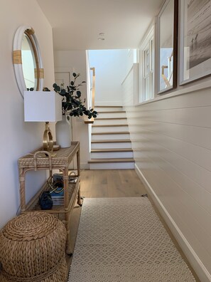 Modern Laguna Home with Ocean View, 2-Min Walk to Victoria Beach ...