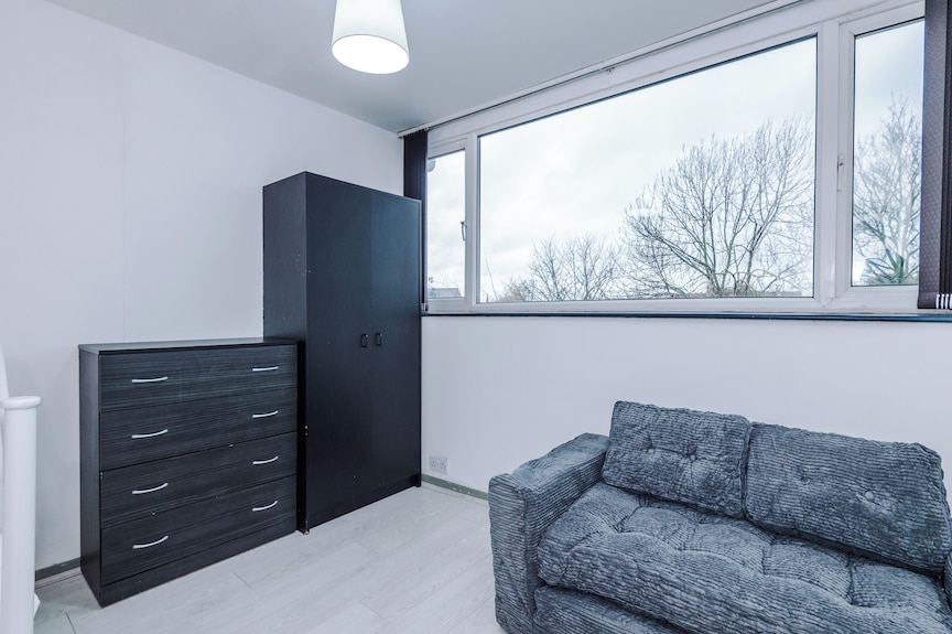 Leeds Urban Escape / Bright & Spacious 3br Stay - Leeds