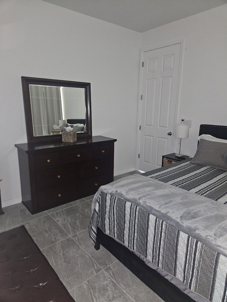 Nice studio with AC in vibrant Cape Coral Reviews, Deals & Photos 2026 ...