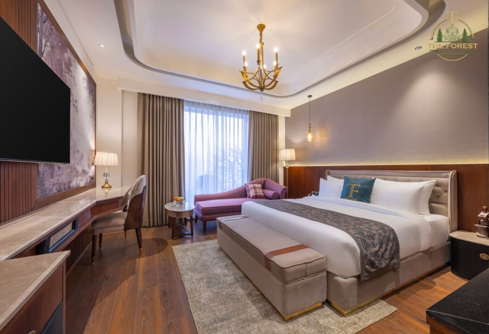 Quarto superior, sacada, vista para a montanha | Escrivaninha, Wi-Fi de cortesia