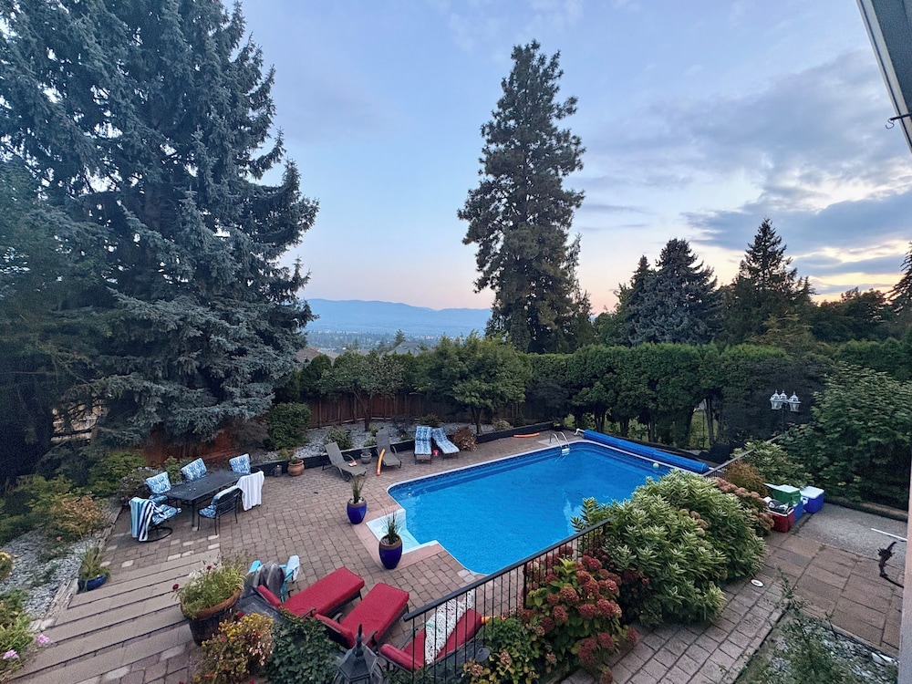 The Susie Pearl Bed & Breakfast - Kelowna