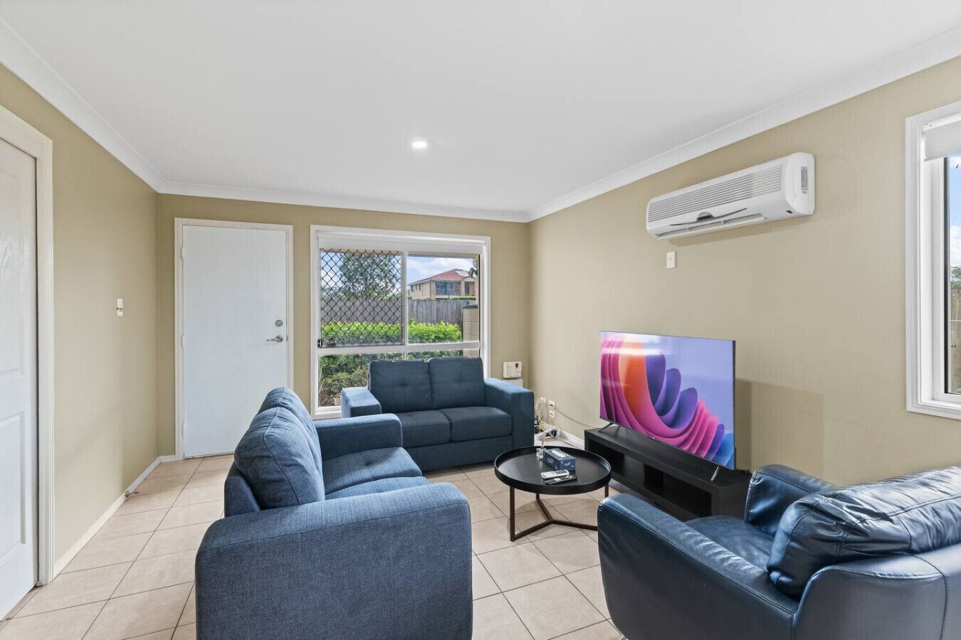 Modern Family Retreat | Shops, Parks & Transport - Oxley