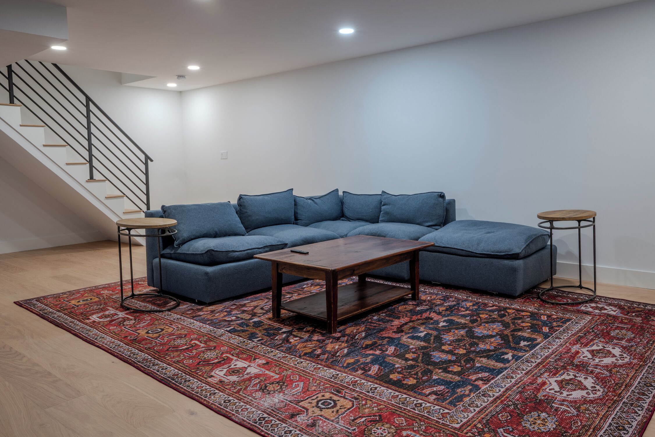 Stratton; 4 Min. Luxury, Hot Tub, Shuttle, King Beds, Ev Charger, Dog Friendly! - Bromley Mountain, VT