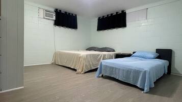 Duplex conforto | Cortinas blackout, ferros/tábuas de passar roupa, Wi-Fi de cortesia