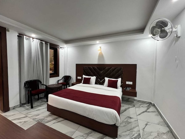 Hotel Annapurna Bhowali - Bhowali