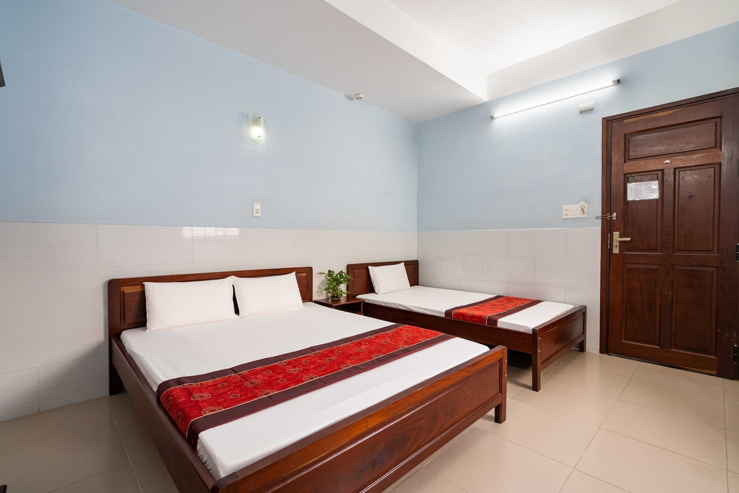 Quarto Triplo Superior | Roupa de alta qualidade, Wi-fi grátis, roupa de cama fornecida 