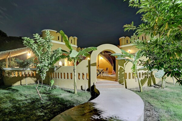 Aanandam Resort By Elivaas - Delhi