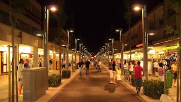 Estúdio, vários quartos, terraço | Exterior