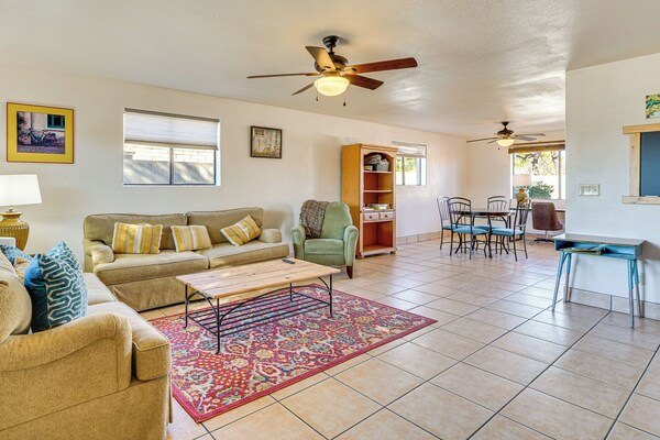 Pet-friendly Yard! Family Home 6 Mi To Dtwn Tucson - Tucson, AZ