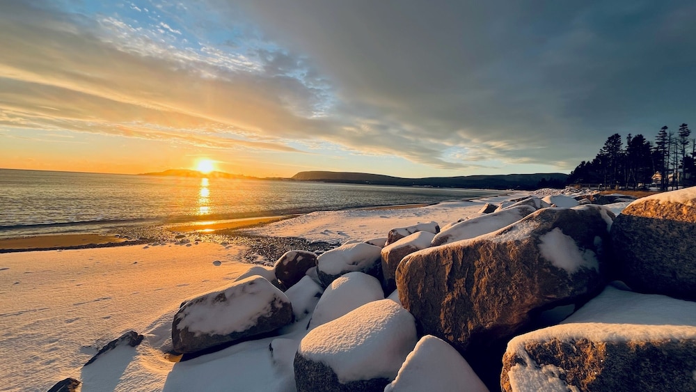 랜턴 힐 & 할로우 - 노바스코샤