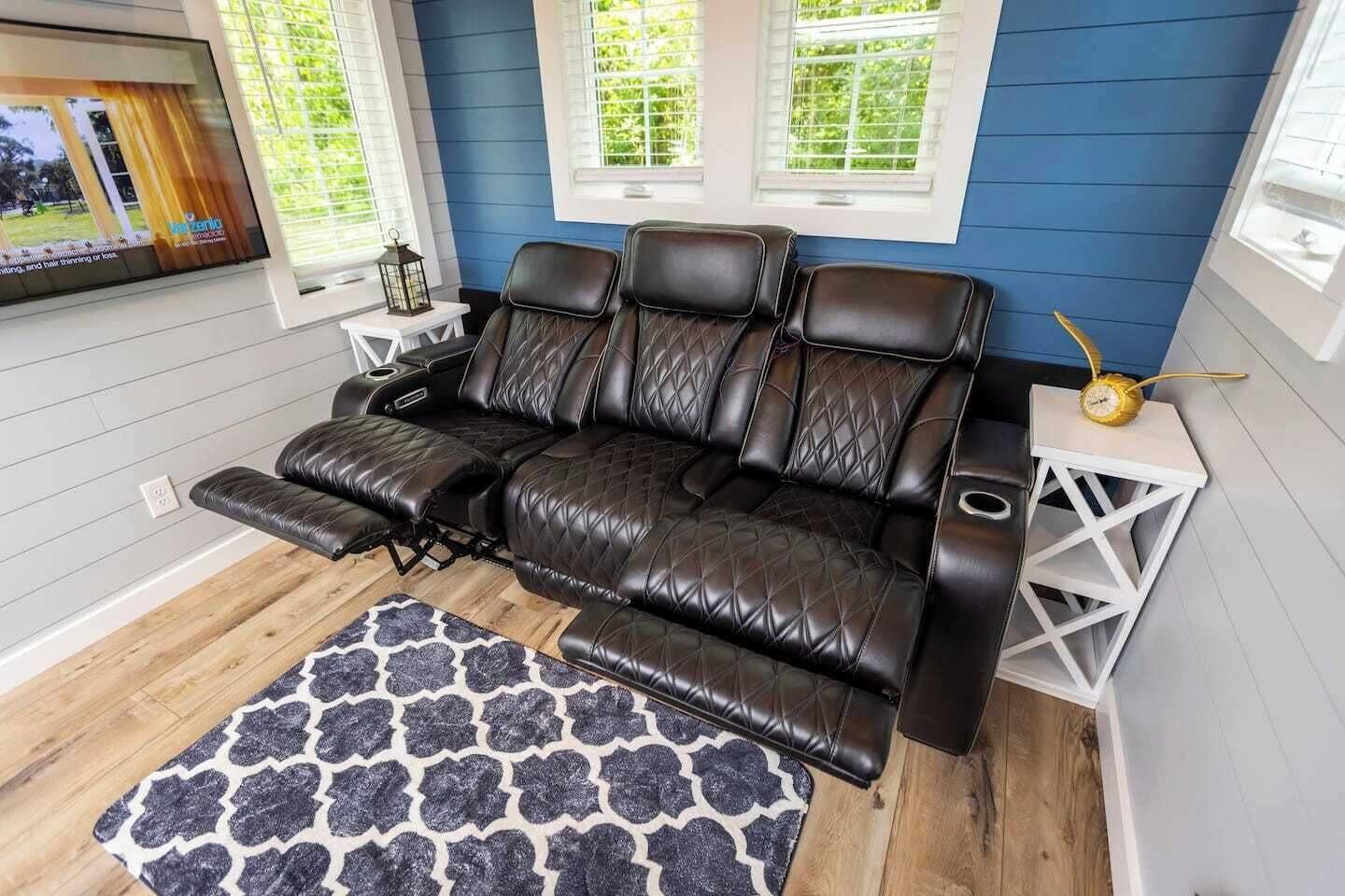 Hagrid's Hut + 2br - Harry Potter Riverfront Experience - California, KY