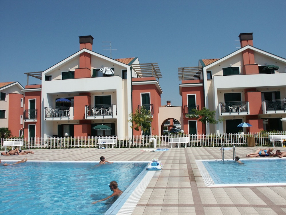 Comfortable Flat With Patio And Pool - Venice