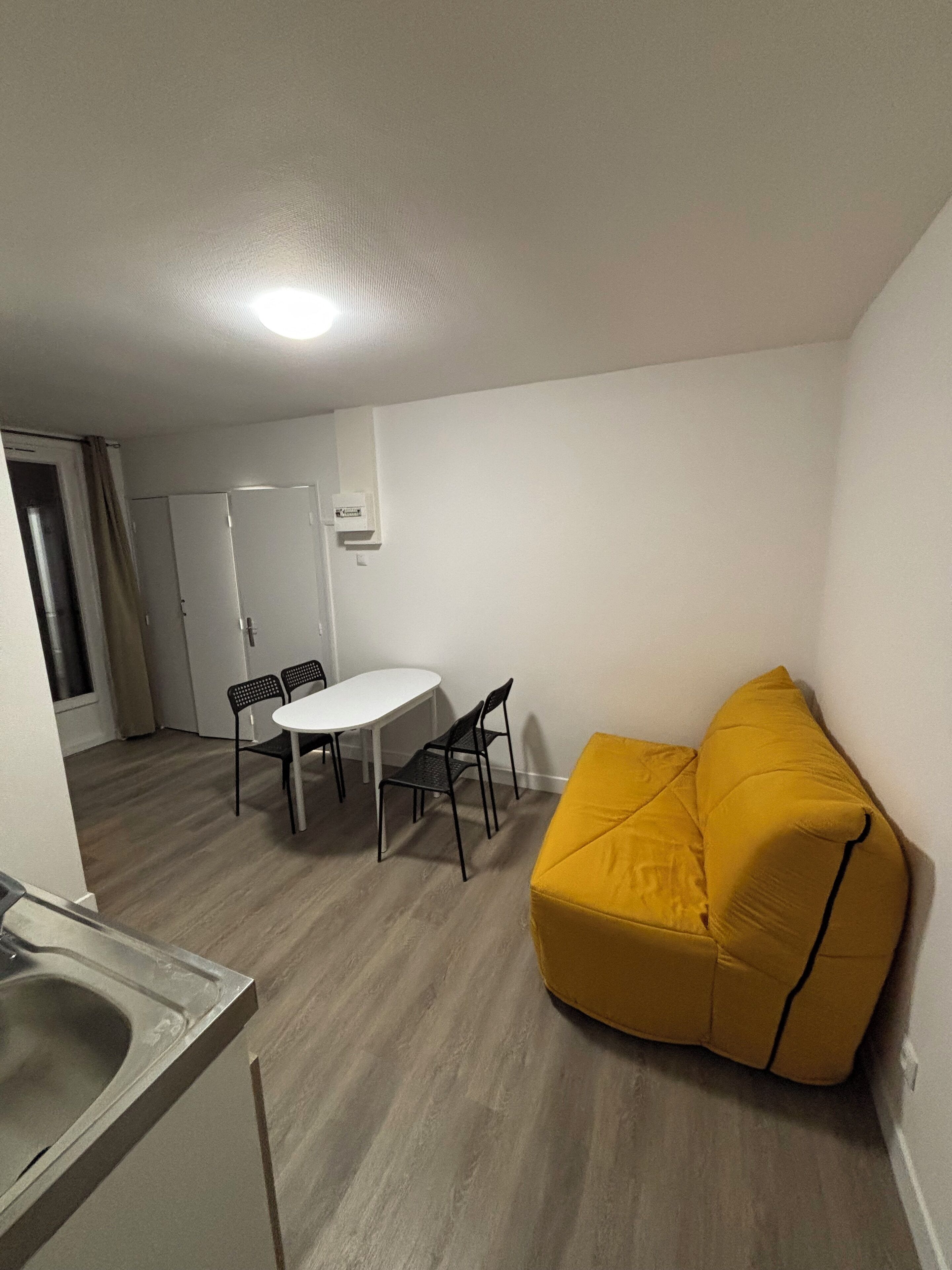 Logement En Face De La Mer Et  Proche De Toute Commodité - Batz-sur-Mer