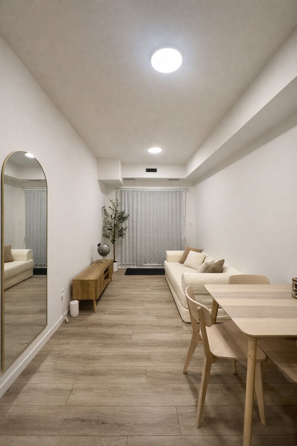 Your Edmonton Escape | Near Wem & Dining - Edmonton