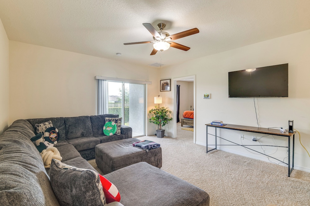Orlando Theme Park Basecamp: Family Home W/ Patio - Haines City, FL