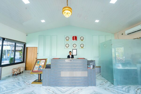 Lords Skd Resort Salangpur - Surendranagar