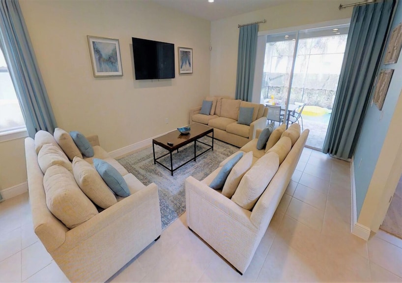 7613 Villa -8bd Private Pool/spa-game- Near Disney - Davenport, FL