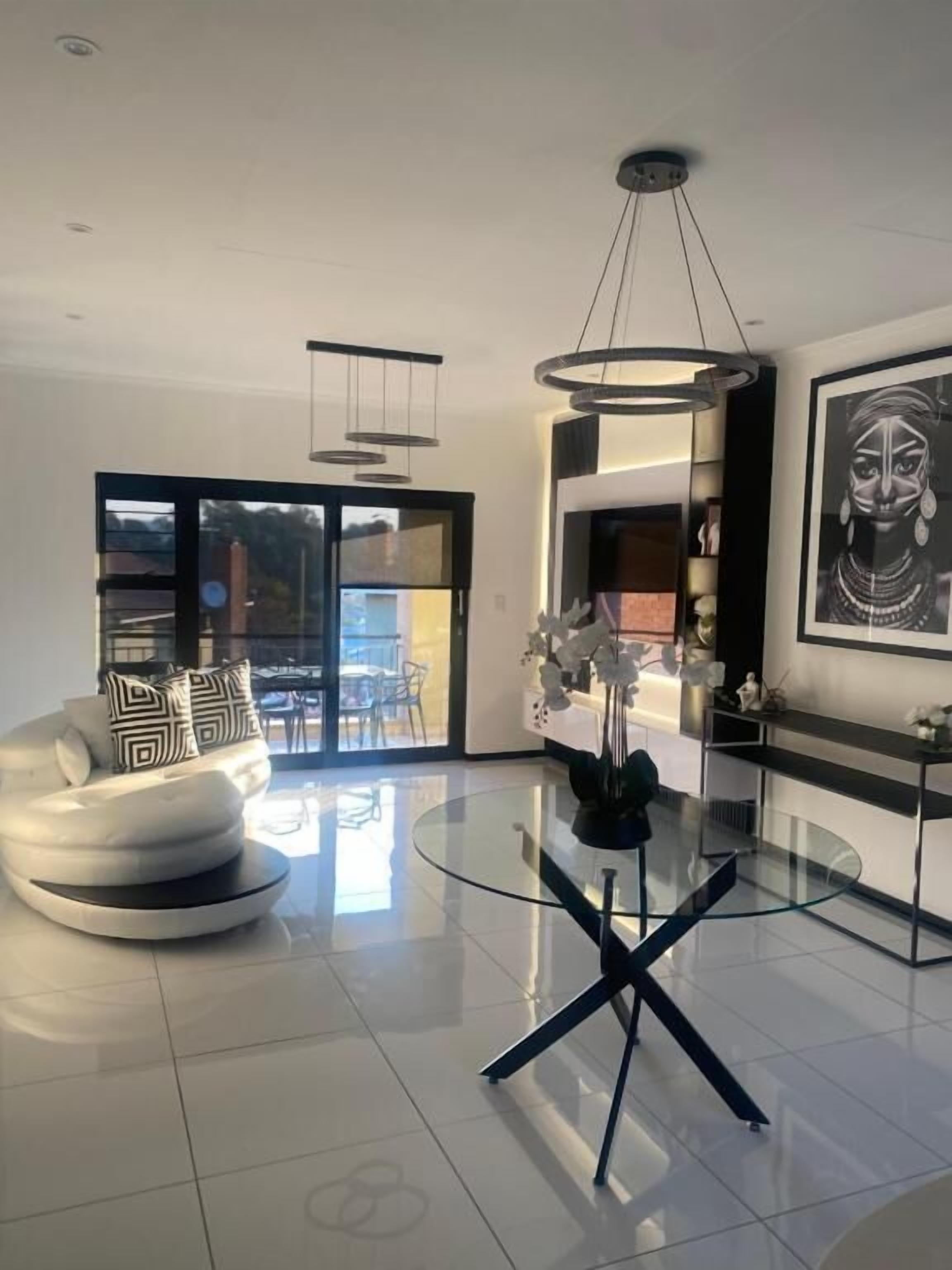 Apartamento, 2 quartos, fumadores, piscina privativa | Sala