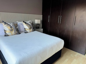 Apartamento, 2 quartos, fumadores, varanda | 2 quartos