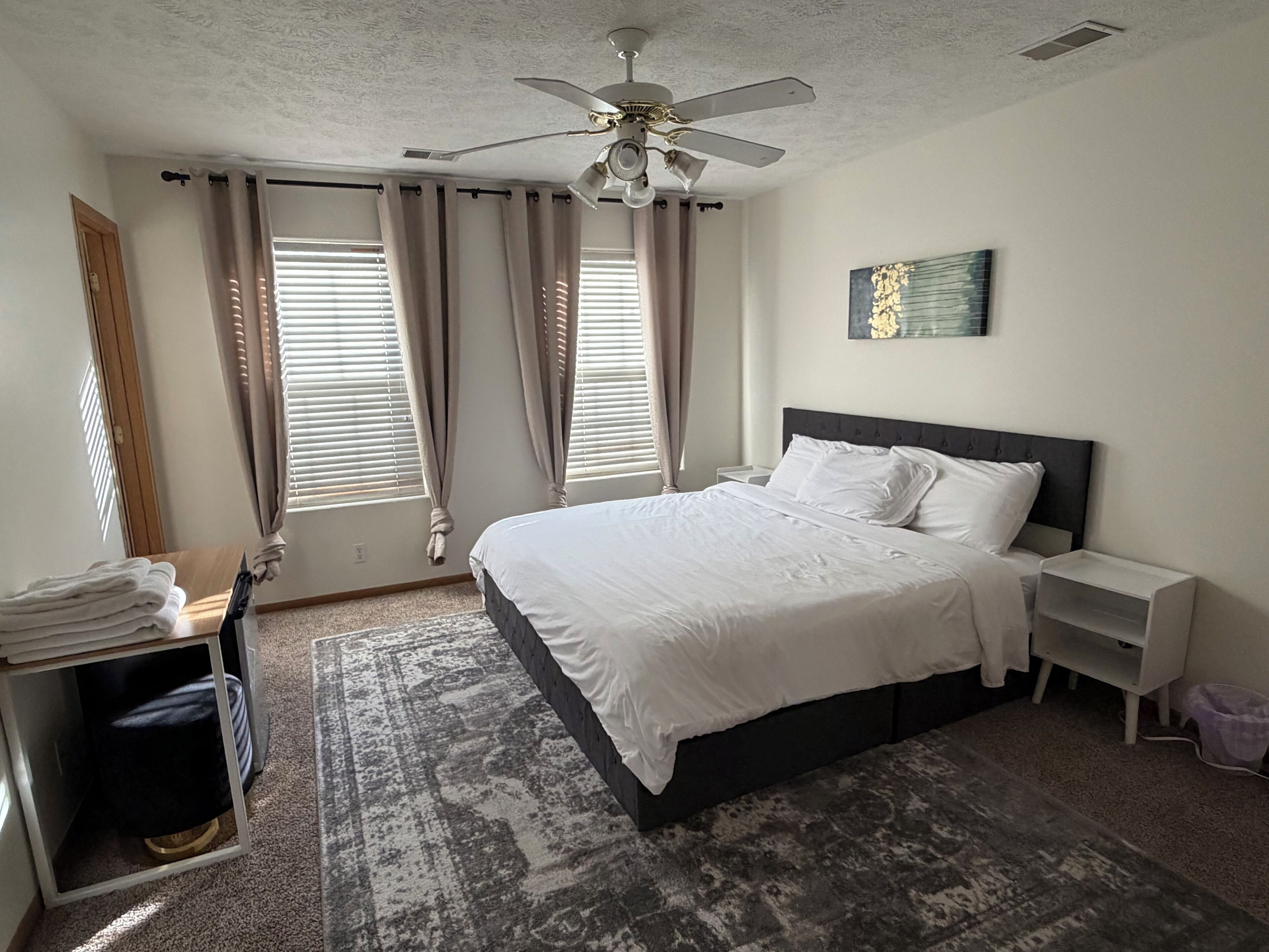 Charming 3-bedroom House In Lovely Omaha - Bennington, NE