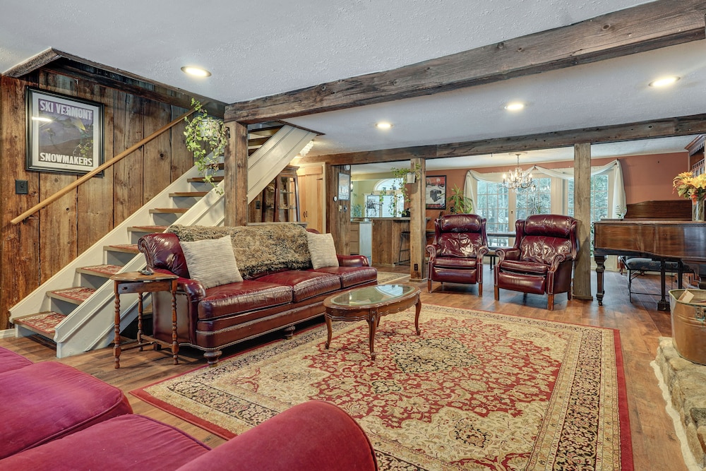 3 Mi to Mount Snow: Spacious West Dover Home Avis, Prix & Photos 2026 ...