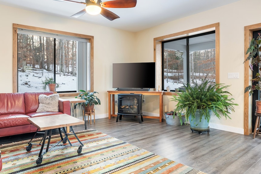 Lovely 2-bedroom Cottage In Charming Wintergreen Ski Resort Community - Virginia