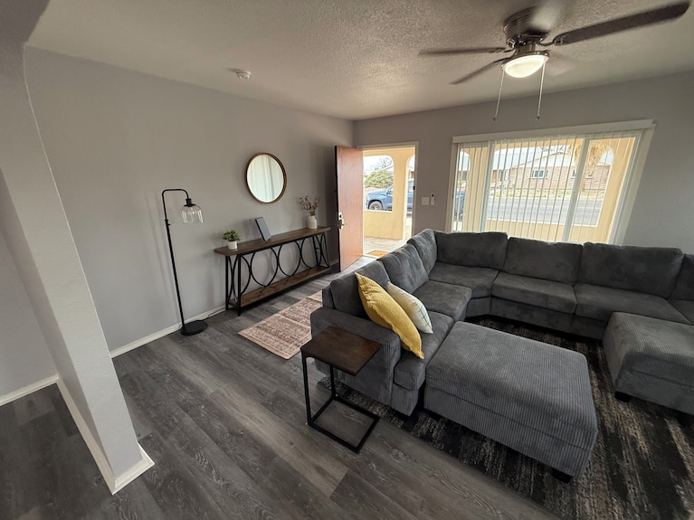 Serene 2-bedroom House With Ac In Charming Safford - Safford, AZ